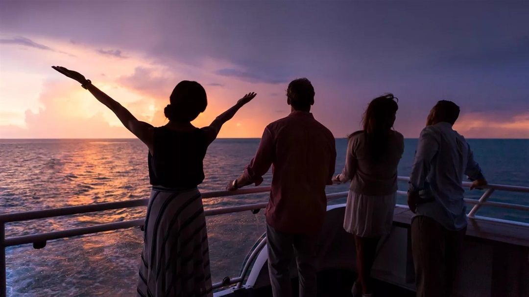 Transportation Options for Meetings and Groups | Paradise Coast